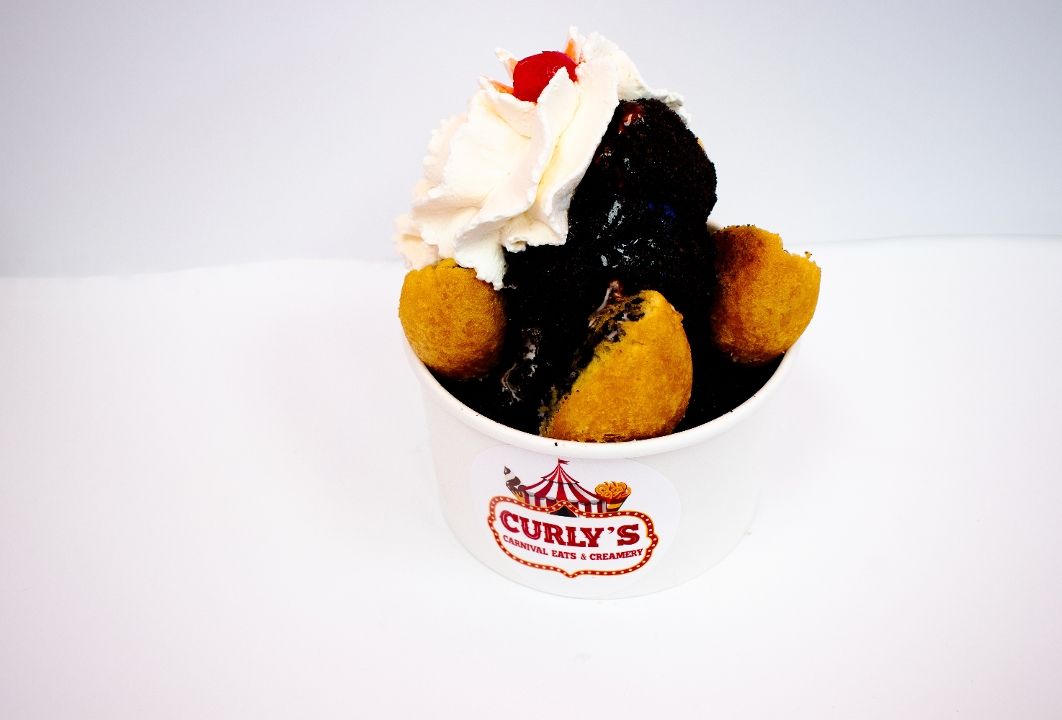 Soft Fried Oreo Sundae | Curly's Carnival Creamery