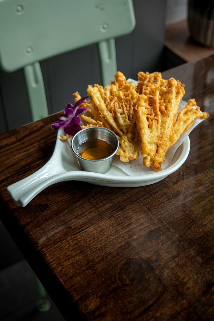 3581 West Belden Avenue - VEGGIE EGG ROLL (5)