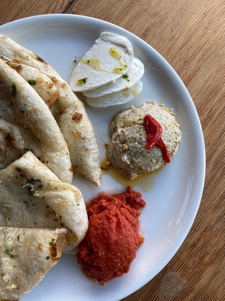 Pizzeria Fondi - Tacoma 2515 N Proctor - Build Your Own Pizza