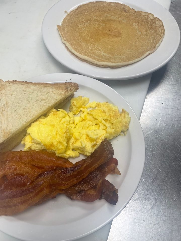 1360 Pennsylvania 51 - Bacon, Jalapeno Cheese Egg Rolls (2)