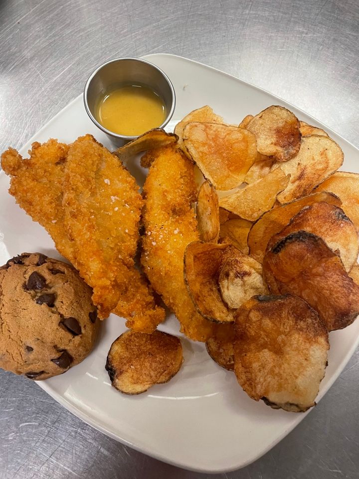 Twelves Grill & Cafe - Cannoli Cake