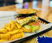 Paradise Burger | Paradise Daquiris & Grill