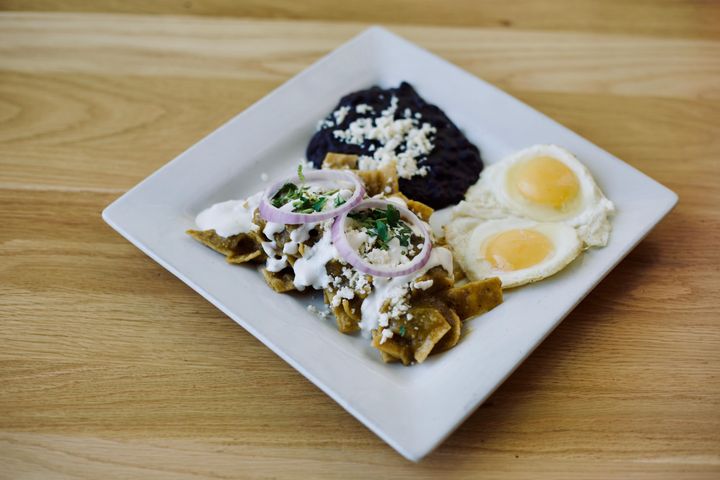 CHILAQUILES MEXICANOS | Manny's Tex-Mex