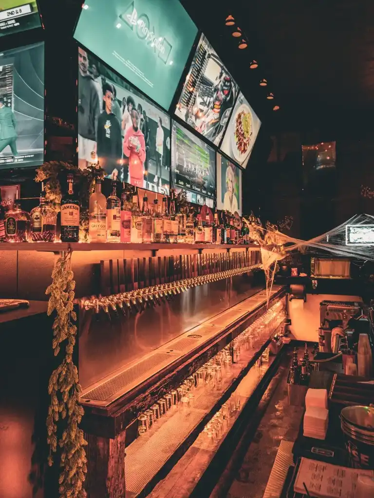 Tank N Taps Sports Bar & Grill - Rockerfeller Oysters