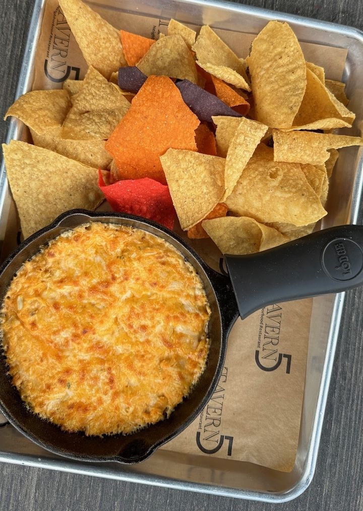 Tavern 5 - Flatbread Special-Sausage & peppers