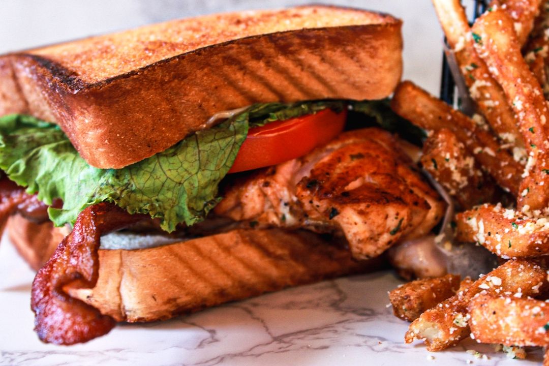 Downtown Eats Dallas 251 W Memorial Dr. | Toast