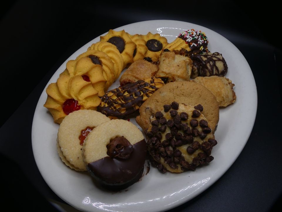 Order Online | Flakowitz Bagels, Pastries & Deli Favorites