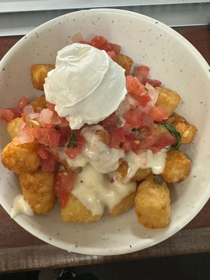 Hornet's Nest Grille - Build-a-Burger