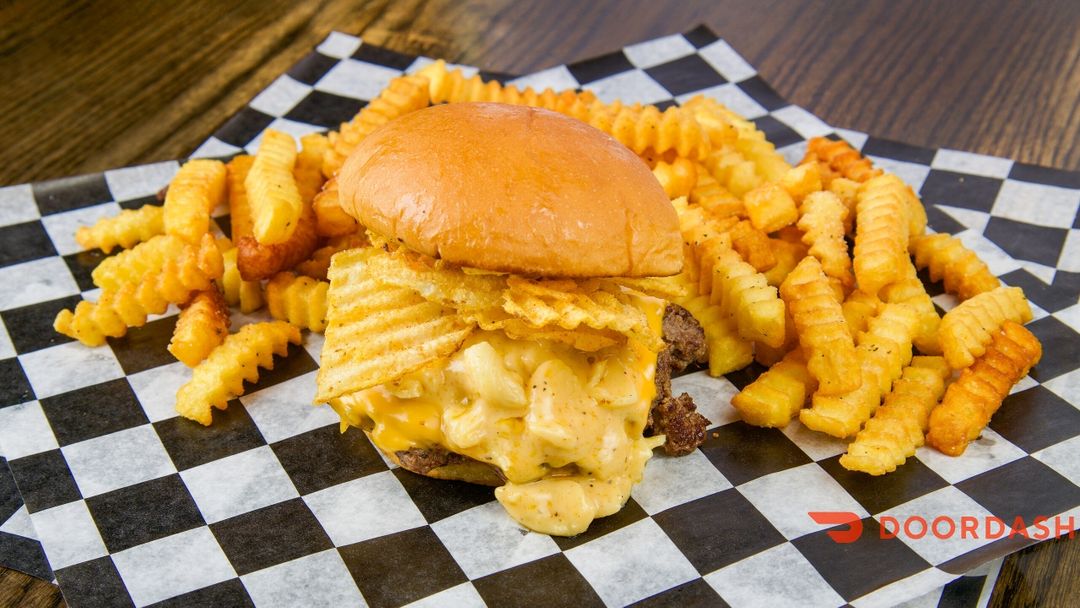 Jack Brown's Joint Chattanooga, TN - Pickolas Cage