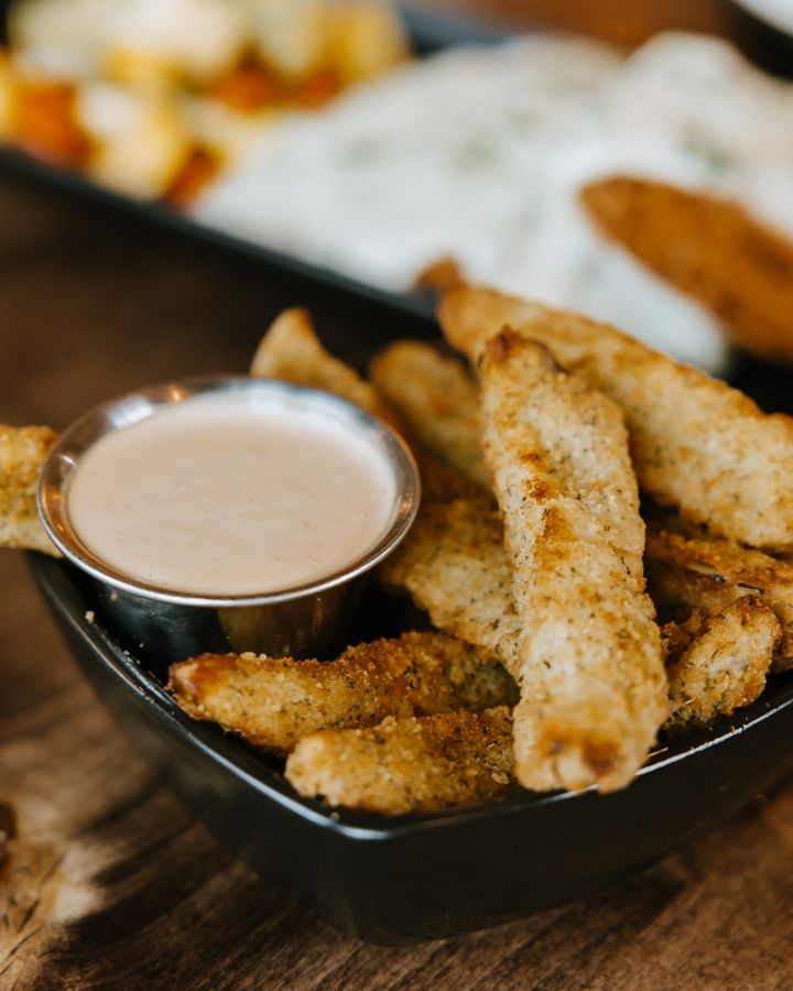 Strap Tank Restaurant & Brewery - Springville - Flat Bread Supreme