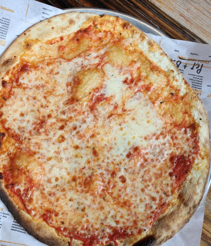 Lit Pizza Central L | Toast