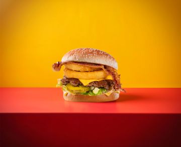 Burger Buzz - Banana peppers