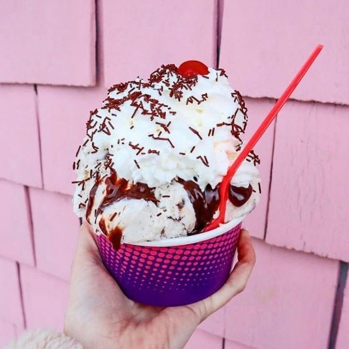 Willey's Scoops & Sweets - Heart Gummies