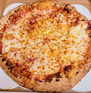 Chris' Pizza Village- Pleasant View - 10" Sm Beer Cheese Pizza