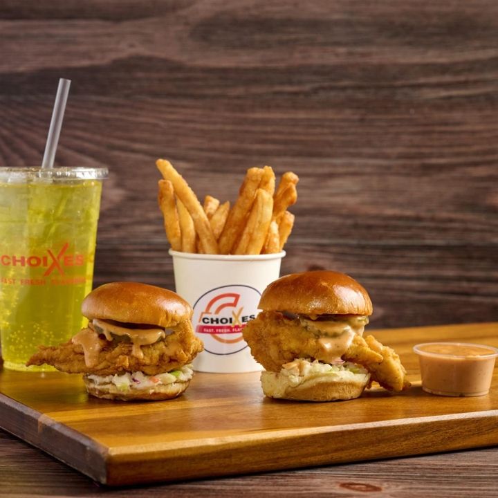 8201 Woodward Ave - Kids Slider (1 slider served with fries or 1 yum ...