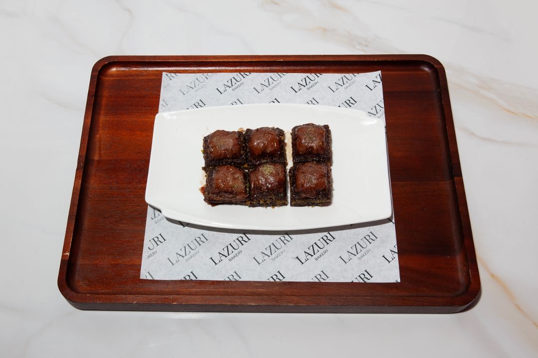 Lazuri Bakery 3 North Beacon Street - Turkish Juice (Meyve Suyu)