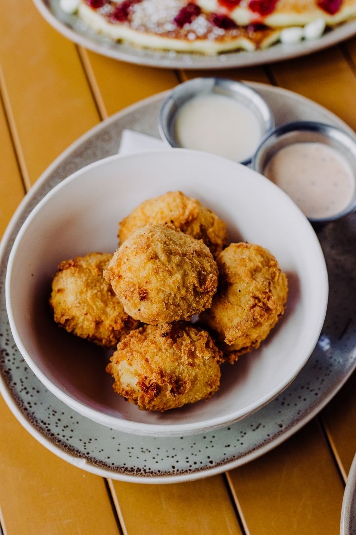 Early Bird Brunch West Des Moines | Toast