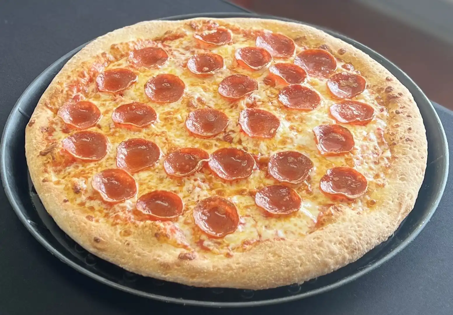 Comanche - 10" Pepperoni Feast