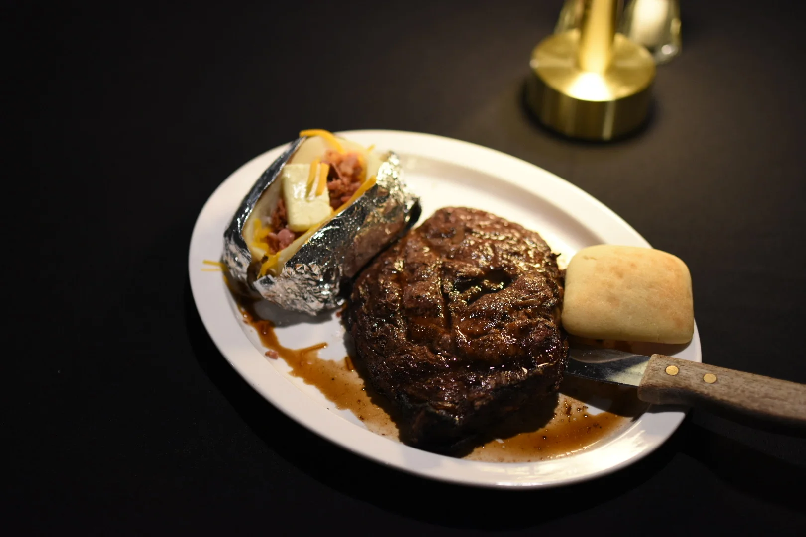 Ribeye's Steak House - Cowboy Burger