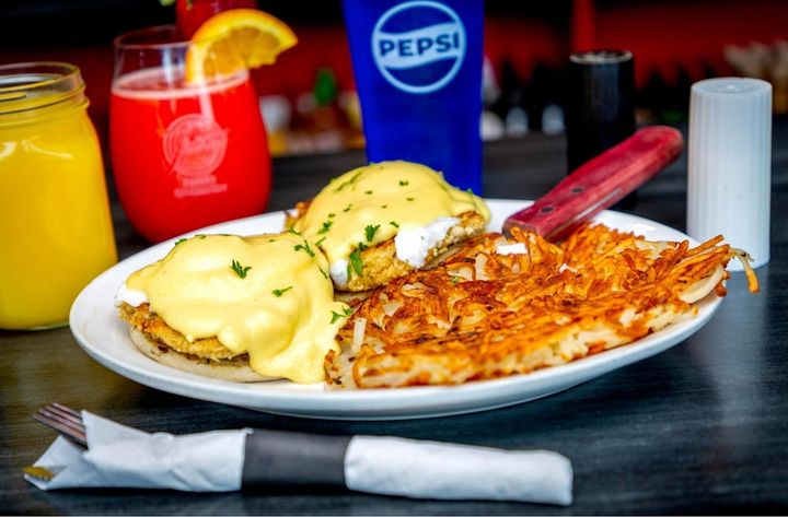 Crab Cake Benedict | Tracy's Family Restaurant