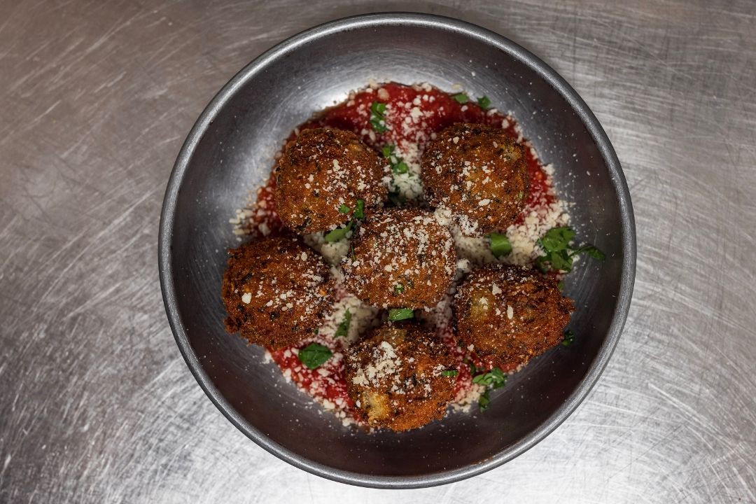 City Winery Philadelphia - CW Chardonnay Oaky Tap 750ml Growler To Go