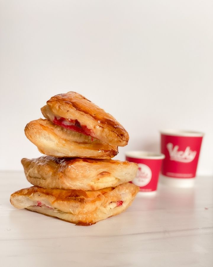 Vicky Bakery Miami Lakes (67th Ave) - Croqueta Poppers (5)