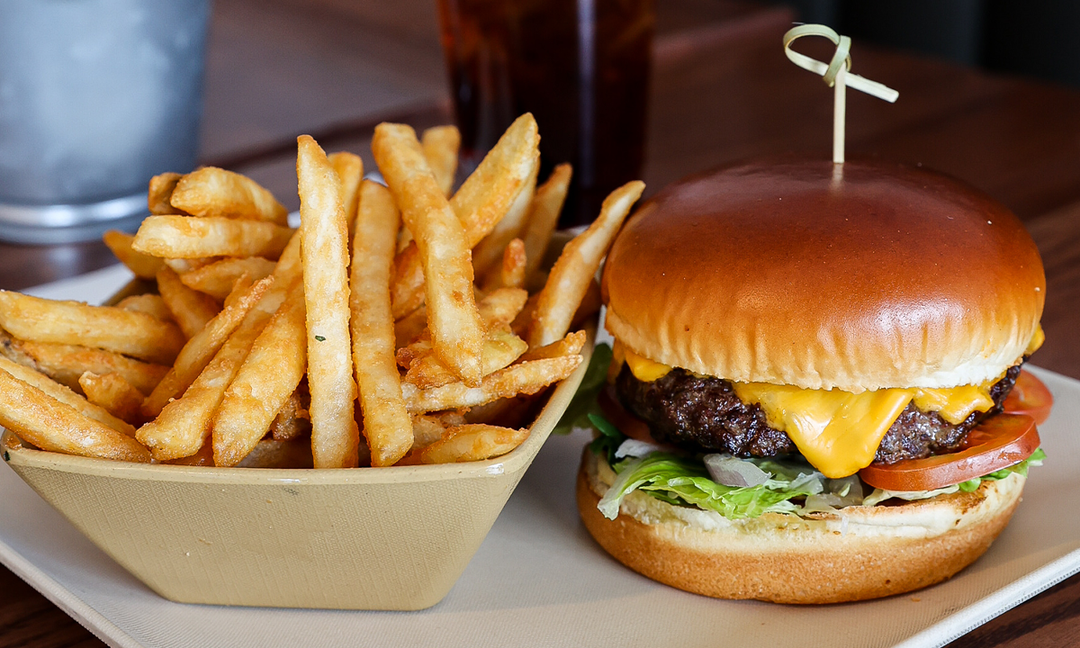 Troy, MI - American Cheeseburger