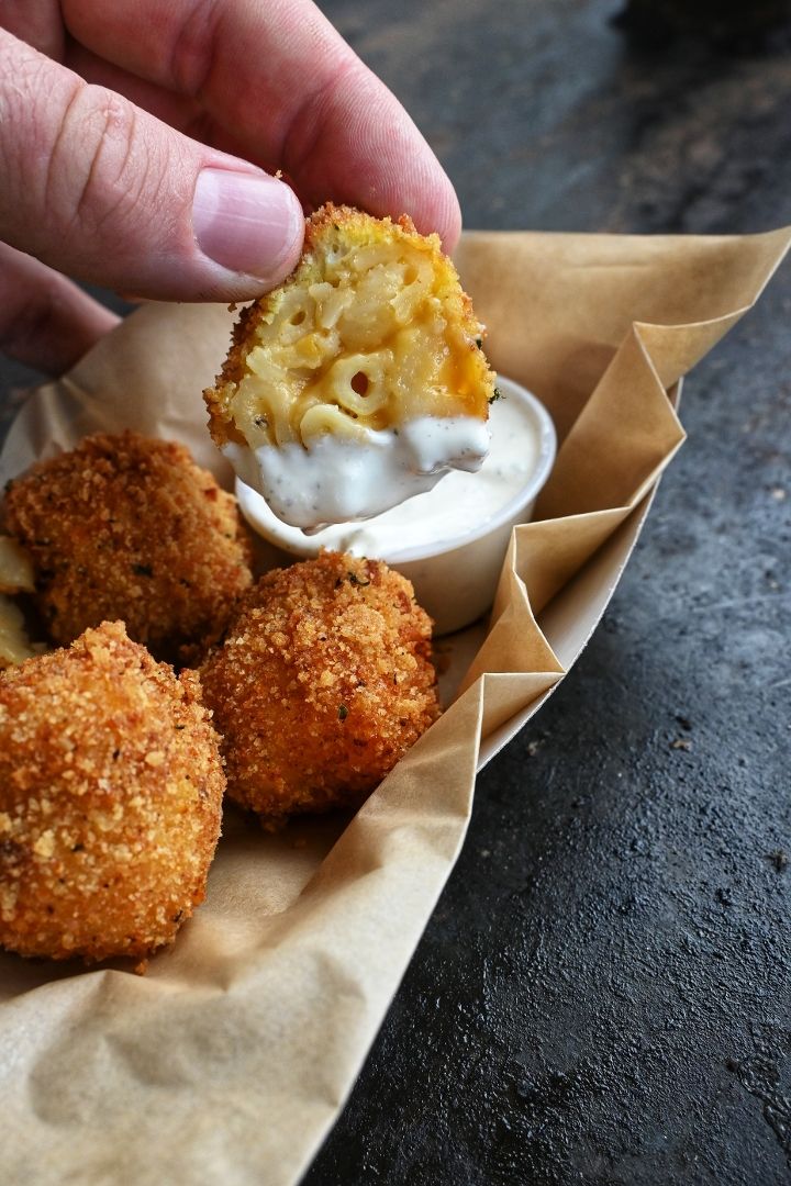 Old Colony Smokehouse - Hoop Cheese Sausage Plate