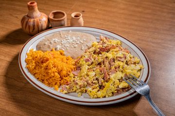 La Jali Taqueria & Bar La Jali, Taylor - Burrito