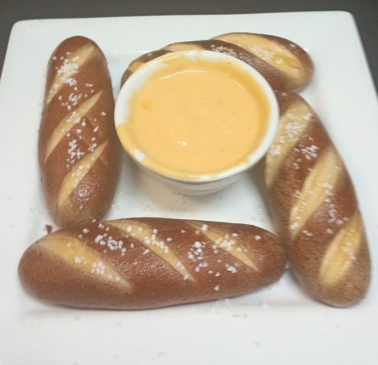 6118 Hamilton Ave - Sangria - WHITE