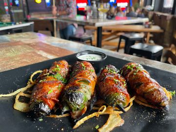 EP Saginaw - Fried Onion Petals