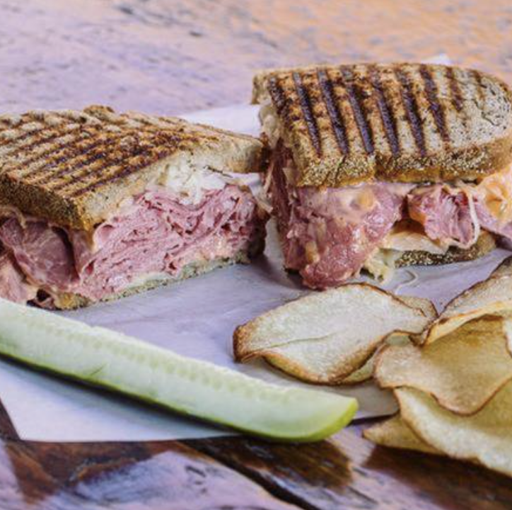 The Corned Beef Factory - Maywood 613 W Roosevelt - Turkey Reuben