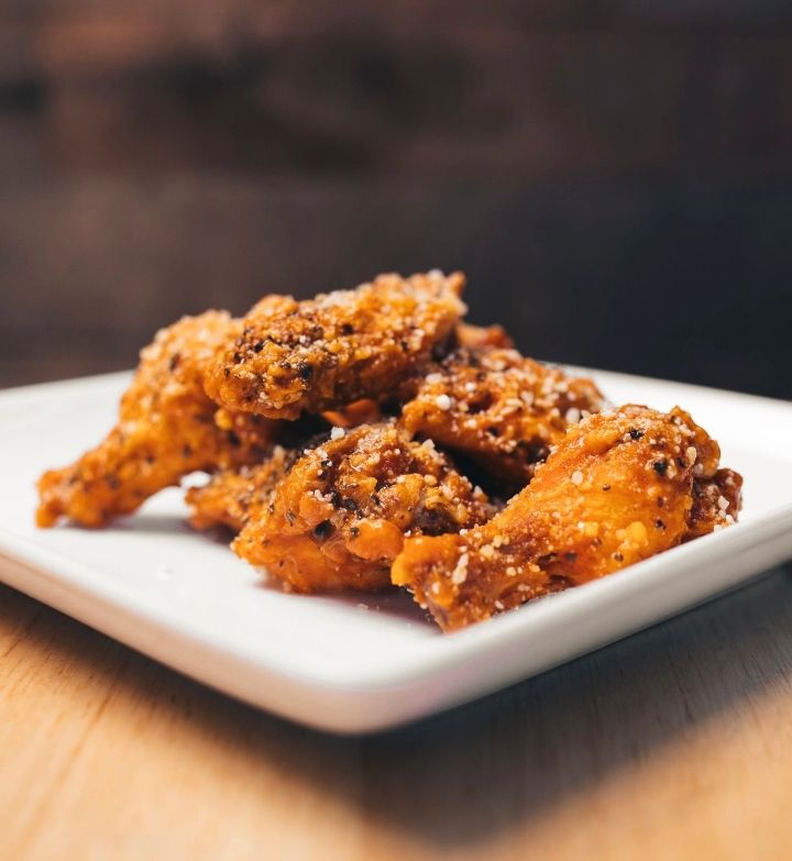 Primoz Pizza - Euclid - Add Any Wing Sauce
