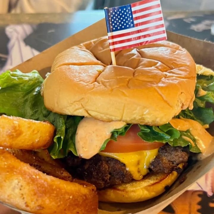 Bay Town Burger Co- Huntsville Brick & Mortar - Par 3 (3 birdies ...