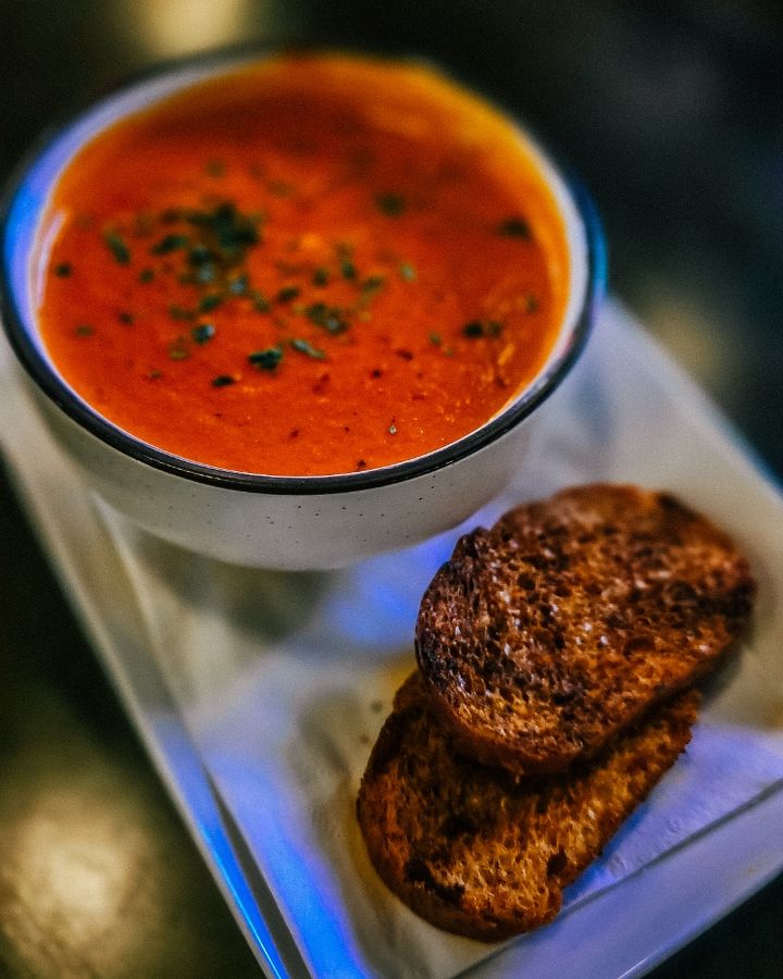 O'Hara's Downtown - Tomato & Roasted Red Pepper Soup