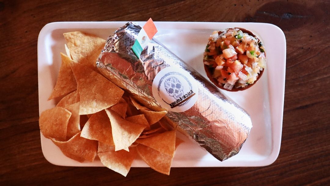 Azucar Lounge - Chips and Salsa