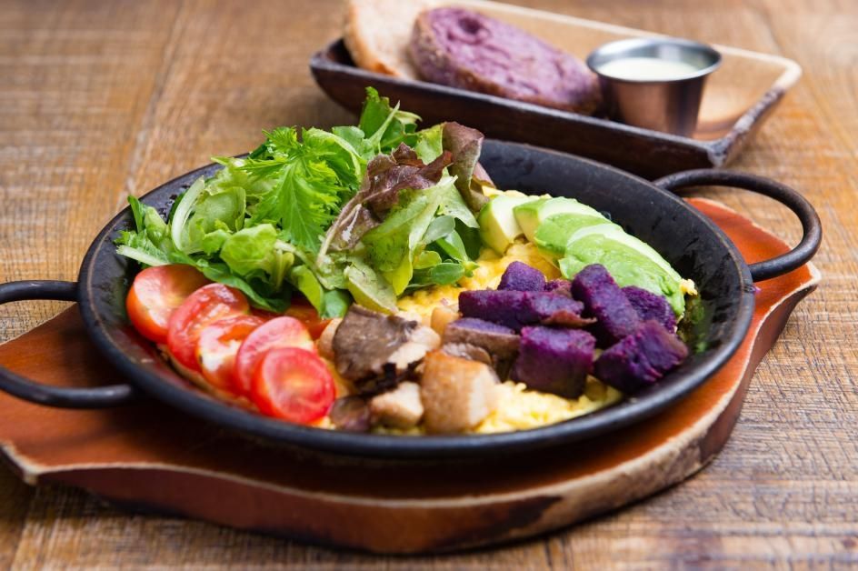 HEAVENLY Island Lifestyle - US Rib eye and fries