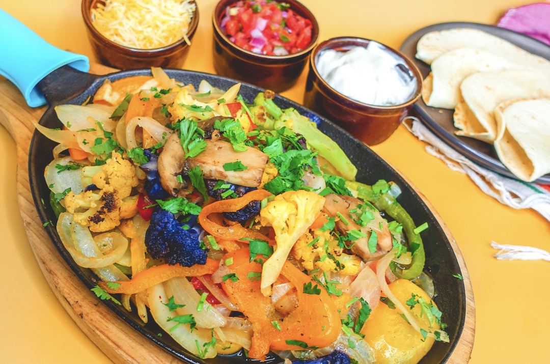 Agave Bandido-Orlando 5365 Hamlin Groves Trail - Adobo Chicken Nachos