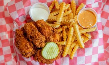 Bold Birds Nashville Hot Chicken - Chicken Sandwich