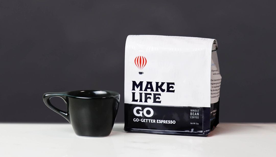 Saxbys Temple Fox - Hot Vanilla Bean Matcha Latte