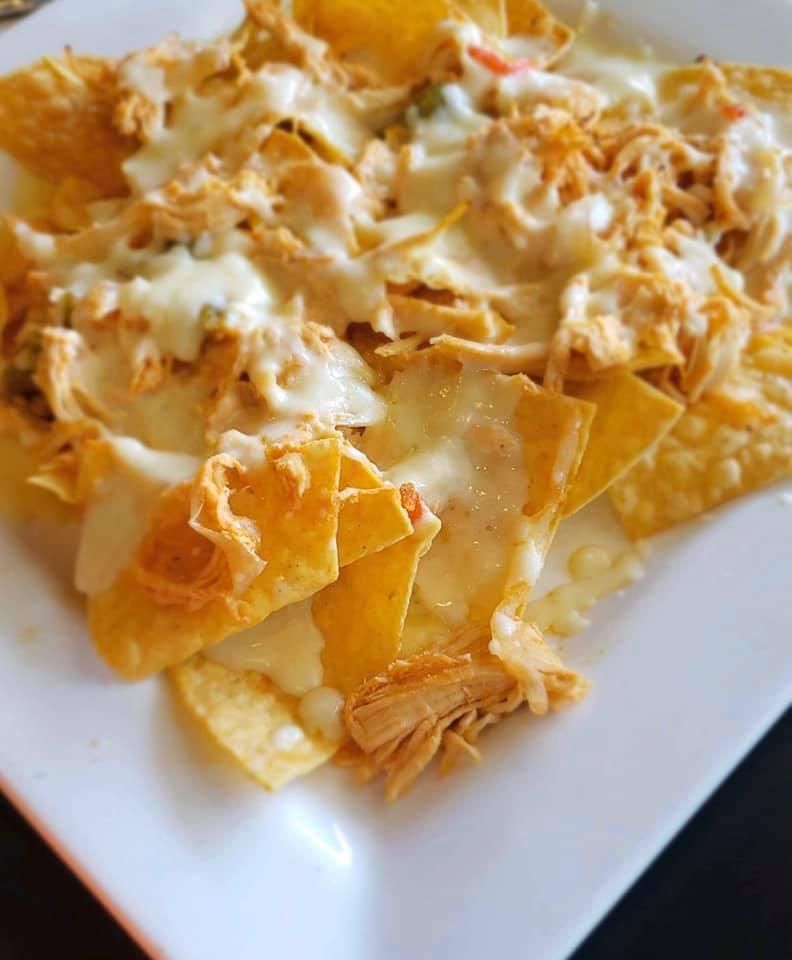 752 W. Hickman Road - Thursday Special (pitcher, shots or beef nachos)