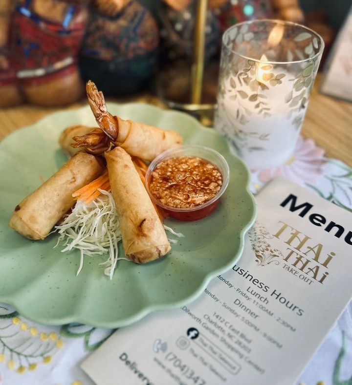 Thai Thai Takeout 1412 C East Blvd - Hot Pot Tom Kha