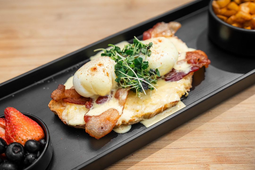 Ruah Cafe - Conroe | Toast