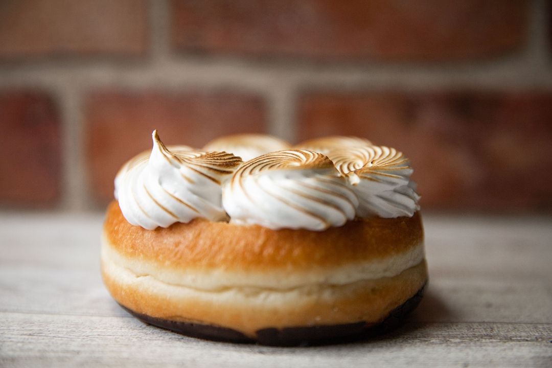 Doce Donut - SLU - BAKER'S DOZEN + COFFE COMBO