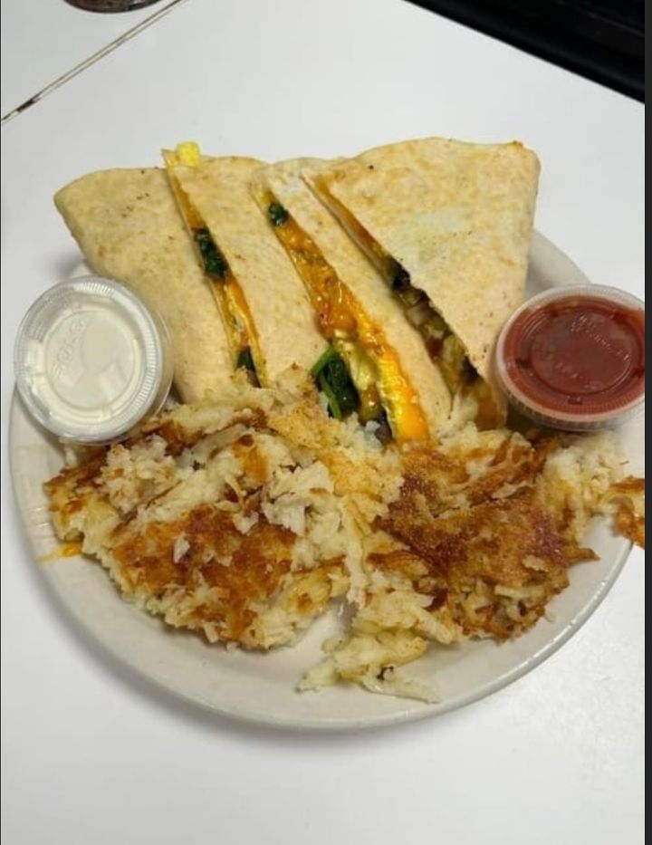 StowNut Donut & Diner - Apple pecan chicken Salad sandwich