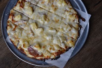 Mr. Pizza North - Rochester, MN - 12" Cheesus Crust