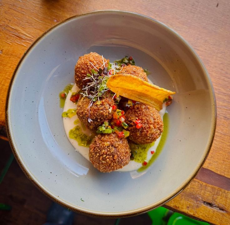 Callaloo 351 North Mulberry Street - General Tso's Cauliflower (V)