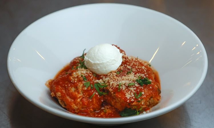 STELLA Newton | Toast