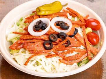Capuano's Pizza House - Large Pepperoni Pizza