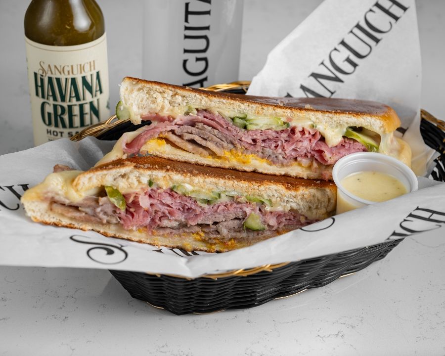 Sanguich Aventura | Toast